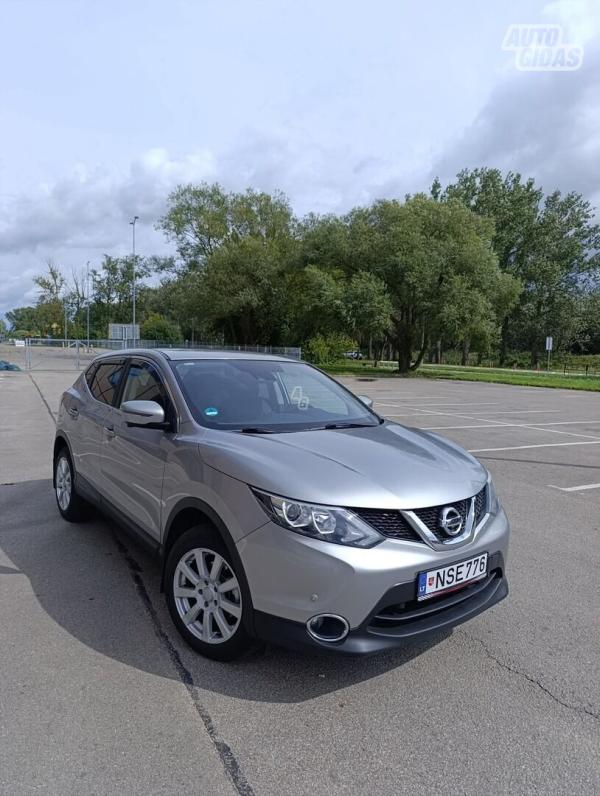 Pelēks Nissan Qashqai 2017 Šauļi, ar dzinēja tilpumu 1.20 L un nobraukumu 206 tūkst. km par 8900 €, foto 2 vietnē AUTOMOTO.COM.LV
