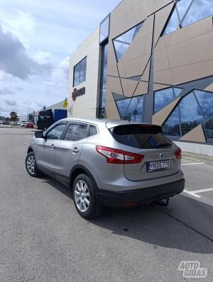Pelēks Nissan Qashqai 2017 Šauļi, ar dzinēja tilpumu 1.20 L un nobraukumu 206 tūkst. km par 8900 €, foto 8 vietnē AUTOMOTO.COM.LV