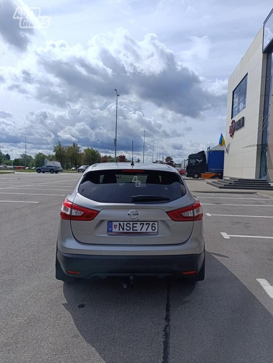 Pelēks Nissan Qashqai 2017 Šauļi, ar dzinēja tilpumu 1.20 L un nobraukumu 206 tūkst. km par 8900 €, foto 9 vietnē AUTOMOTO.COM.LV
