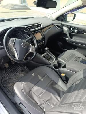 Pelēks Nissan Qashqai 2017 Šauļi, ar dzinēja tilpumu 1.20 L un nobraukumu 206 tūkst. km par 8900 €, foto 11 vietnē AUTOMOTO.COM.LV