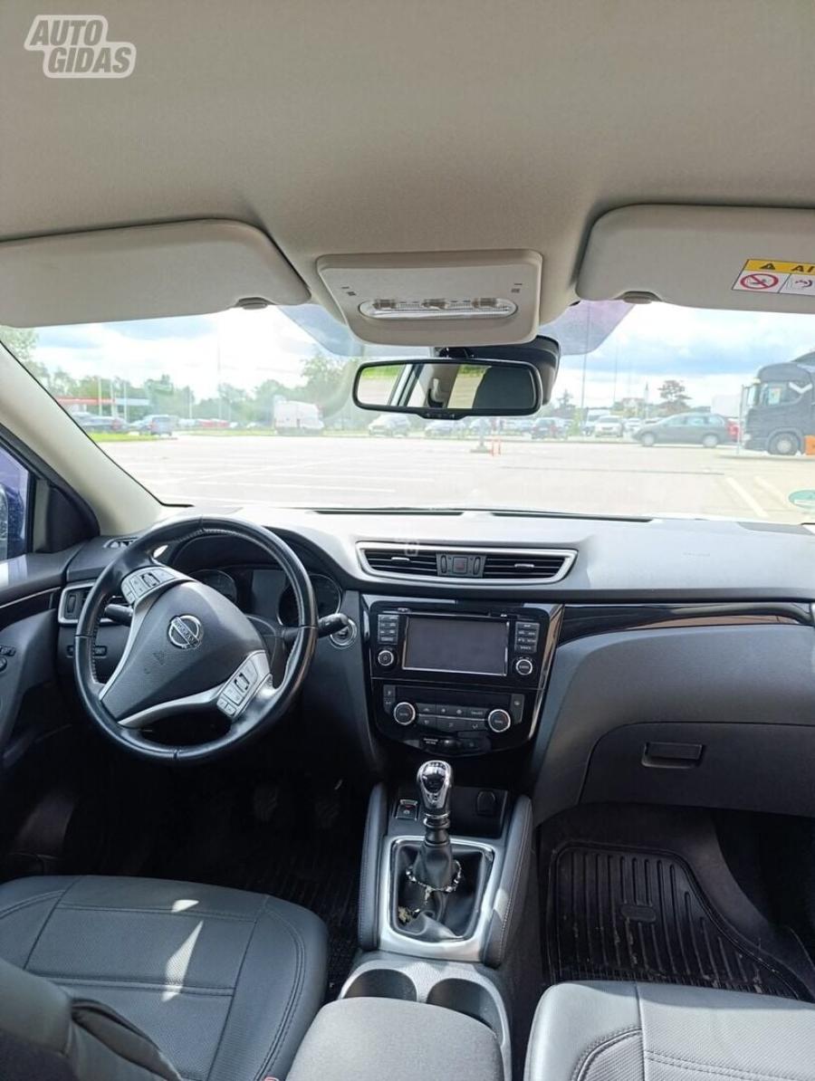 Pelēks Nissan Qashqai 2017 Šauļi, ar dzinēja tilpumu 1.20 L un nobraukumu 206 tūkst. km par 8900 €, foto 14 vietnē AUTOMOTO.COM.LV
