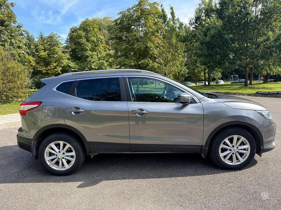 Pelēks Nissan Qashqai 2017 Viļņa, ar dzinēja tilpumu 1.20 L un nobraukumu 106 tūkst. km par 11200 €, foto 11 vietnē AUTOMOTO.COM.LV