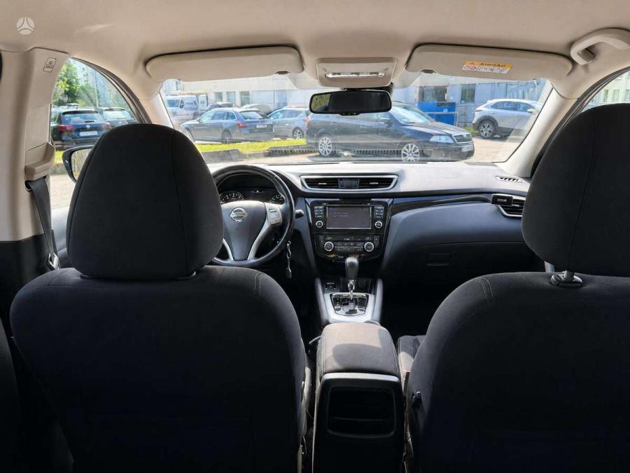 Pelēks Nissan Qashqai 2017 Viļņa, ar dzinēja tilpumu 1.20 L un nobraukumu 106 tūkst. km par 11200 €, foto 12 vietnē AUTOMOTO.COM.LV