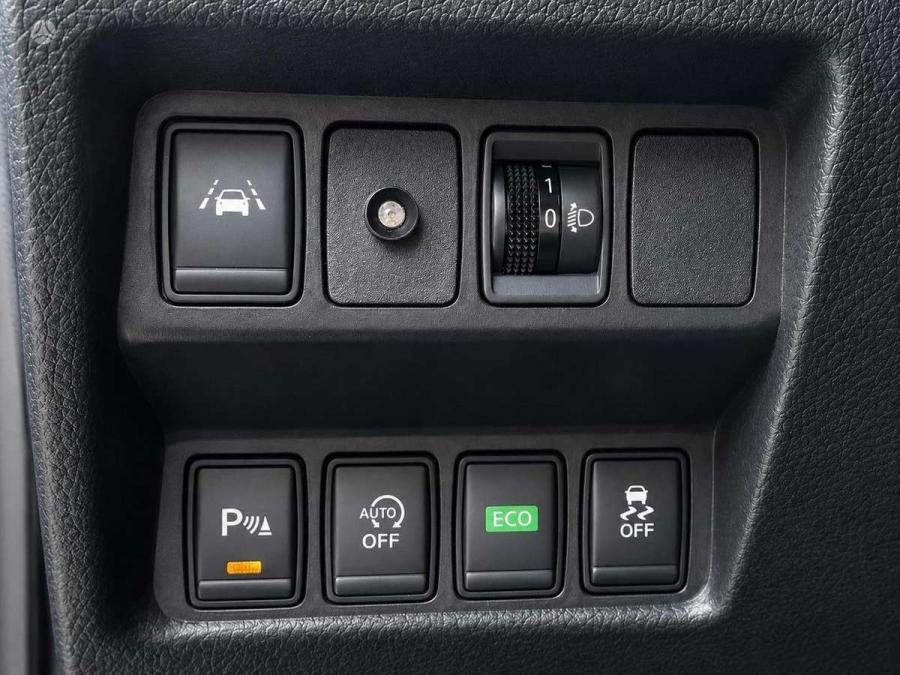 Pelēks Nissan Qashqai 2017 Viļņa, ar dzinēja tilpumu 1.20 L un nobraukumu 106 tūkst. km par 11200 €, foto 20 vietnē AUTOMOTO.COM.LV
