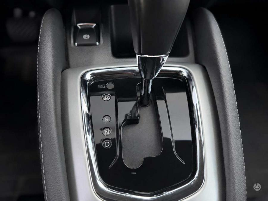 Pelēks Nissan Qashqai 2017 Viļņa, ar dzinēja tilpumu 1.20 L un nobraukumu 106 tūkst. km par 11200 €, foto 23 vietnē AUTOMOTO.COM.LV