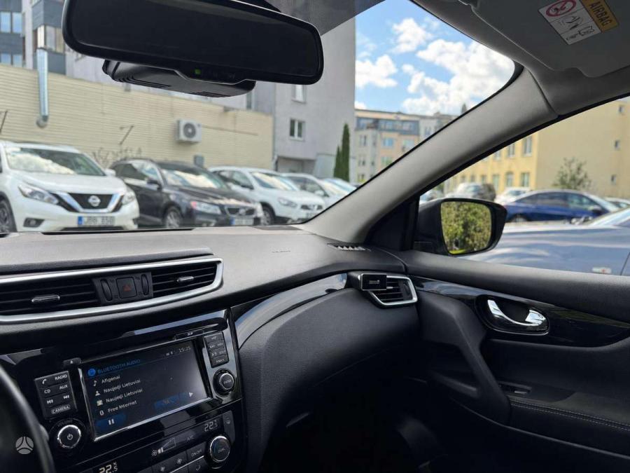 Pelēks Nissan Qashqai 2017 Viļņa, ar dzinēja tilpumu 1.20 L un nobraukumu 106 tūkst. km par 11200 €, foto 26 vietnē AUTOMOTO.COM.LV