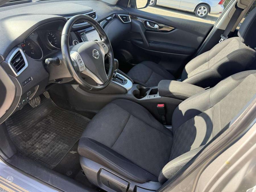 Pelēks Nissan Qashqai 2017 Šauļi, ar dzinēja tilpumu 1.20 L un nobraukumu 169 tūkst. km par 5800 €, foto 8 vietnē AUTOMOTO.COM.LV