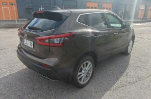 Pelēks Nissan Qashqai 2017 Viļņa, ar dzinēja tilpumu 1.20 L un nobraukumu 41 tūkst. km par 9000 €, foto 3 vietnē AUTOMOTO.COM.LV