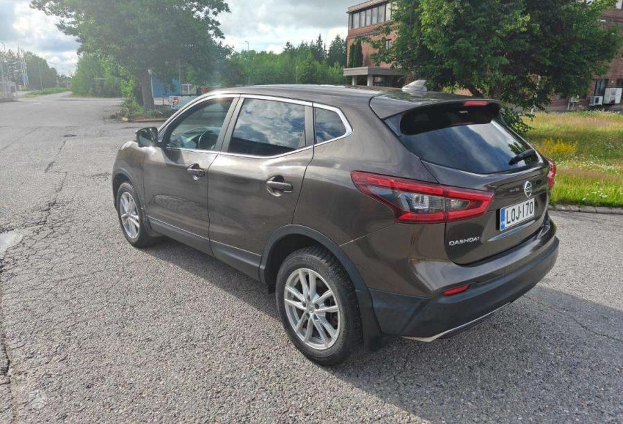 Pelēks Nissan Qashqai 2017 Viļņa, ar dzinēja tilpumu 1.20 L un nobraukumu 41 tūkst. km par 9000 €, foto 5 vietnē AUTOMOTO.COM.LV