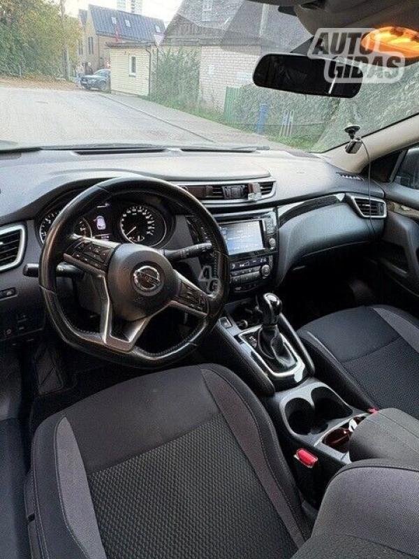 Pelēks Nissan Qashqai 2017 Viļņa, ar dzinēja tilpumu 1.60 L un nobraukumu 199 tūkst. km par 10700 €, foto 6 vietnē AUTOMOTO.COM.LV