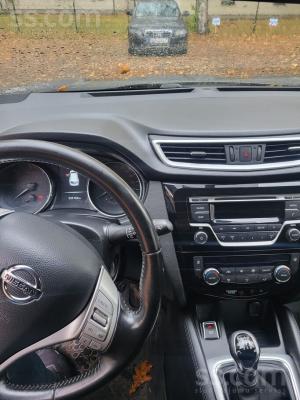 Pelēks Nissan Qashqai 2017 Rīga, ar dzinēja tilpumu 1.60 L un nobraukumu 335 tūkst. km par 5500 €, foto 3 vietnē AUTOMOTO.COM.LV