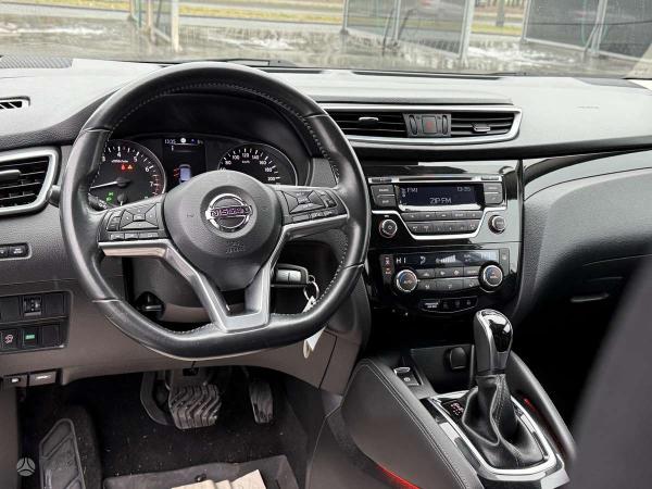 Pelēks Nissan Qashqai 2018 Kauņa, ar dzinēja tilpumu 1.20 L un nobraukumu 95 tūkst. km par 11448 €, foto 10 vietnē AUTOMOTO.COM.LV