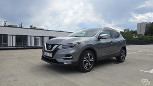 Grey Nissan Qashqai 2018 in Vilnius, with an engine capacity of 1.20 L and mileage of 78 thousand km for 10999 €, photo 13 on AUTOMOTO.COM.LV