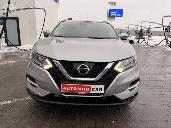 Grey Nissan Qashqai 2018 in Vilnius, with an engine capacity of 1.20 L and mileage of 141 thousand km for 9250 €, photo 2 on AUTOMOTO.COM.LV
