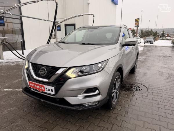 Grey Nissan Qashqai 2018 in Vilnius, with an engine capacity of 1.20 L and mileage of 141 thousand km for 9250 €, photo 3 on AUTOMOTO.COM.LV