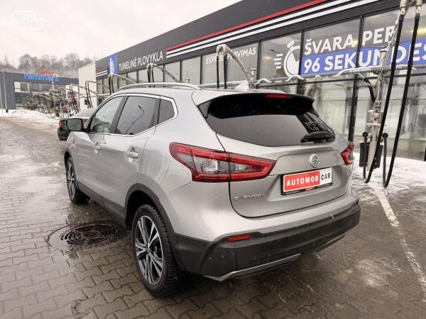 Grey Nissan Qashqai 2018 in Vilnius, with an engine capacity of 1.20 L and mileage of 141 thousand km for 9250 €, photo 6 on AUTOMOTO.COM.LV