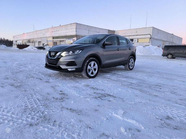 Pelēks Nissan Qashqai 2018 Panevēža, ar dzinēja tilpumu 1.46 L un nobraukumu 177 tūkst. km par 8800 €, foto 4 vietnē AUTOMOTO.COM.LV