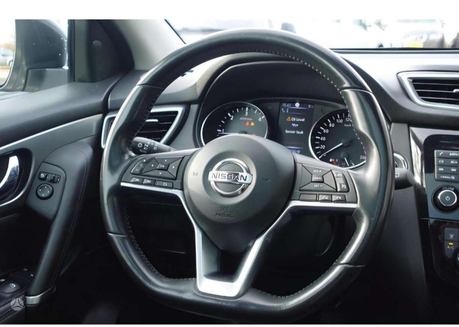 Grey Nissan Qashqai 2018 in Vilnius, with an engine capacity of 1.46 L and mileage of 249 thousand km for 9990 €, photo 10 on AUTOMOTO.COM.LV