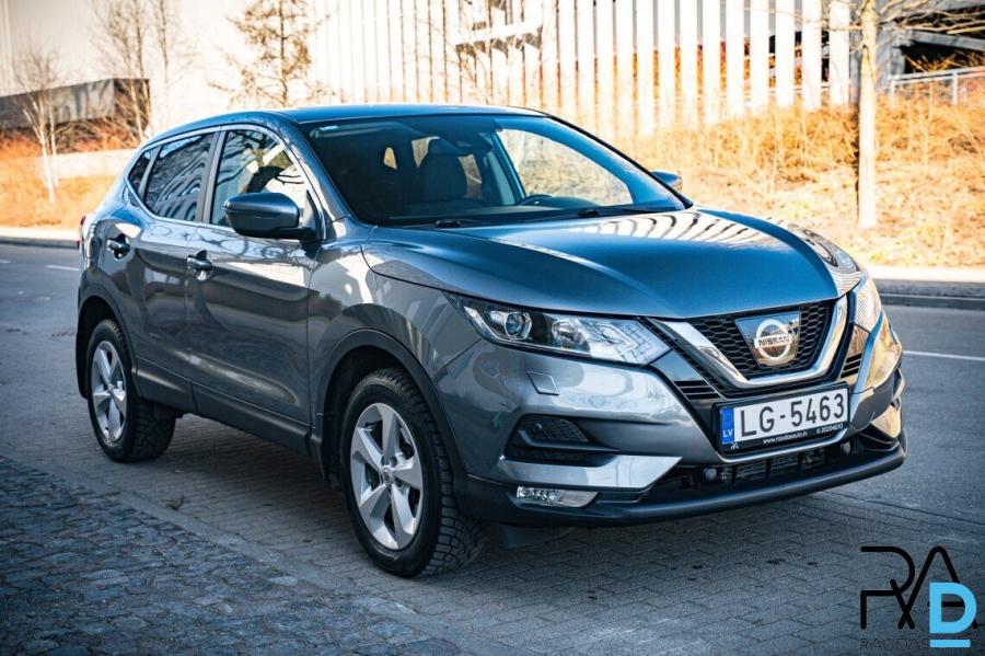 Pelēks Nissan Qashqai 2018 Rīga, ar dzinēja tilpumu 1.60 L un nobraukumu 122 tūkst. km par 12990 €, foto 3 vietnē AUTOMOTO.COM.LV