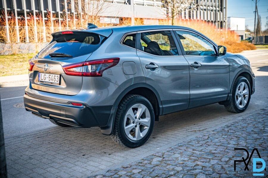 Pelēks Nissan Qashqai 2018 Rīga, ar dzinēja tilpumu 1.60 L un nobraukumu 122 tūkst. km par 12990 €, foto 5 vietnē AUTOMOTO.COM.LV