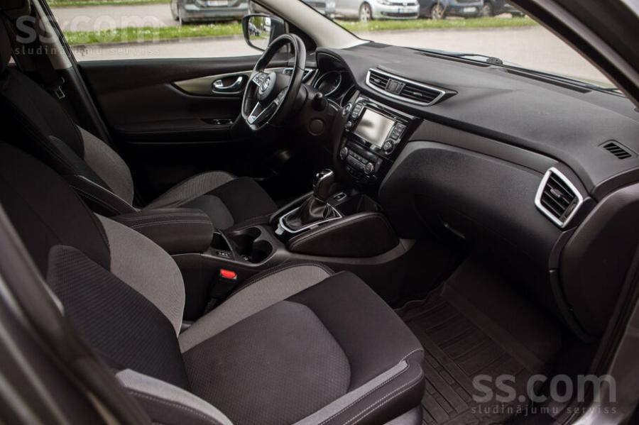 Grey Nissan Qashqai 2018 in Riga, with an engine capacity of 1.20 L and mileage of 0 thousand km for 11350 €, photo 13 on AUTOMOTO.COM.LV