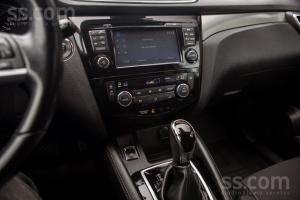 Grey Nissan Qashqai 2018 in Riga, with an engine capacity of 1.20 L and mileage of 0 thousand km for 11350 €, photo 17 on AUTOMOTO.COM.LV