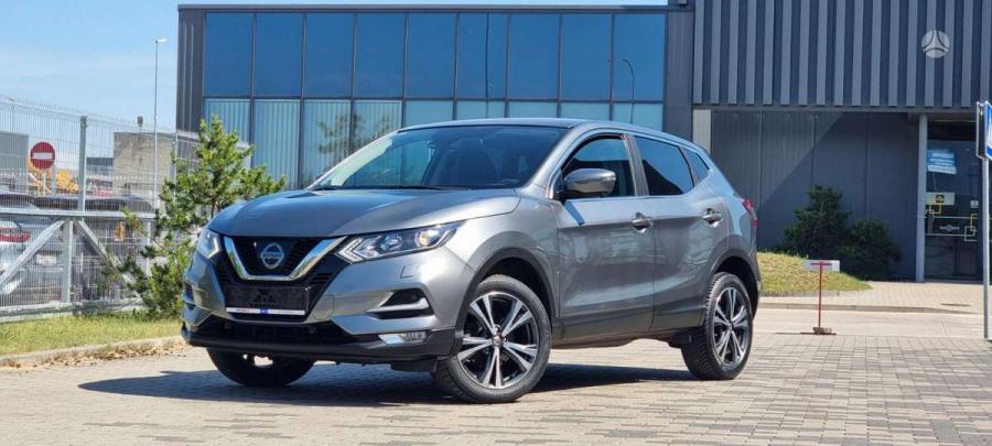 Pelēks Nissan Qashqai 2018 Šauļi, ar dzinēja tilpumu 1.60 L un nobraukumu 197 tūkst. km par 11500 €, foto 4 vietnē AUTOMOTO.COM.LV