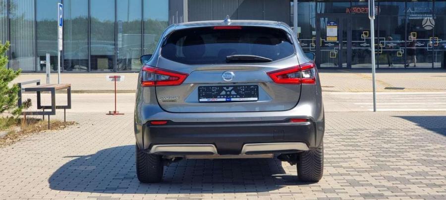 Pelēks Nissan Qashqai 2018 Šauļi, ar dzinēja tilpumu 1.60 L un nobraukumu 197 tūkst. km par 11500 €, foto 7 vietnē AUTOMOTO.COM.LV