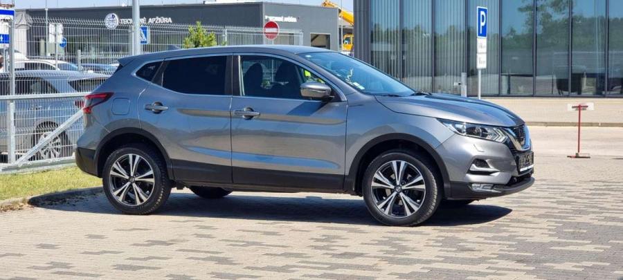 Pelēks Nissan Qashqai 2018 Šauļi, ar dzinēja tilpumu 1.60 L un nobraukumu 197 tūkst. km par 11500 €, foto 12 vietnē AUTOMOTO.COM.LV