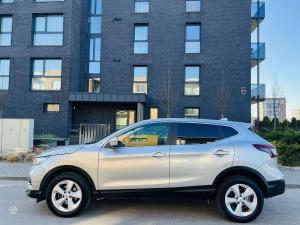 Grey Nissan Qashqai 2018 in Kaunas, with an engine capacity of 1.50 L and mileage of 199 thousand km for 10999 €, photo 9 on AUTOMOTO.COM.LV