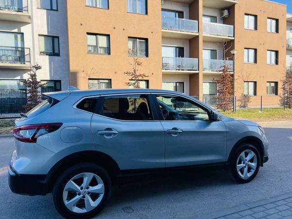 Grey Nissan Qashqai 2018 in Kaunas, with an engine capacity of 1.50 L and mileage of 199 thousand km for 10999 €, photo 10 on AUTOMOTO.COM.LV