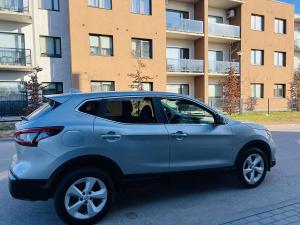 Grey Nissan Qashqai 2018 in Kaunas, with an engine capacity of 1.50 L and mileage of 199 thousand km for 10999 €, photo 11 on AUTOMOTO.COM.LV