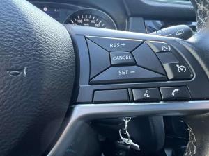 Grey Nissan Qashqai 2018 in Kaunas, with an engine capacity of 1.50 L and mileage of 199 thousand km for 10999 €, photo 20 on AUTOMOTO.COM.LV