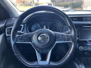 Grey Nissan Qashqai 2018 in Kaunas, with an engine capacity of 1.50 L and mileage of 199 thousand km for 10999 €, photo 21 on AUTOMOTO.COM.LV