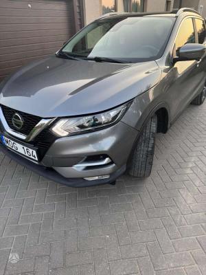 Grey Nissan Qashqai 2018 in Kaunas, with an engine capacity of 1.20 L and mileage of 186 thousand km for 10500 €, photo 3 on AUTOMOTO.COM.LV