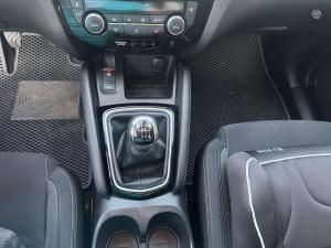 Grey Nissan Qashqai 2018 in Kaunas, with an engine capacity of 1.20 L and mileage of 186 thousand km for 10500 €, photo 16 on AUTOMOTO.COM.LV
