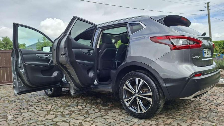 Pelēks Nissan Qashqai 2018 Kauņa, ar dzinēja tilpumu 1.33 L un nobraukumu 86 tūkst. km par 13650 €, foto 35 vietnē AUTOMOTO.COM.LV