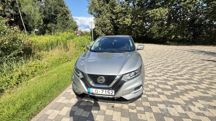 Pelēks Nissan Qashqai 2018 Tukums, ar dzinēja tilpumu 1.20 L un nobraukumu 203 tūkst. km par 9500 €, foto 1 vietnē AUTOMOTO.COM.LV