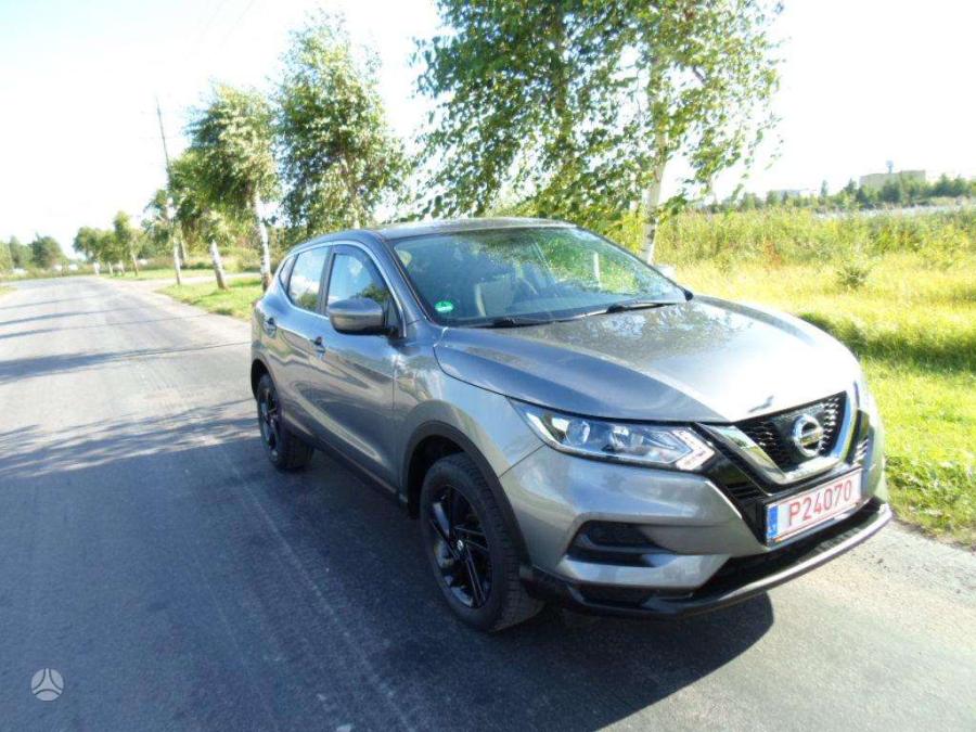 Pelēks Nissan Qashqai 2018 Šauļi, ar dzinēja tilpumu 1.20 L un nobraukumu 110 tūkst. km par 9600 €, foto 3 vietnē AUTOMOTO.COM.LV