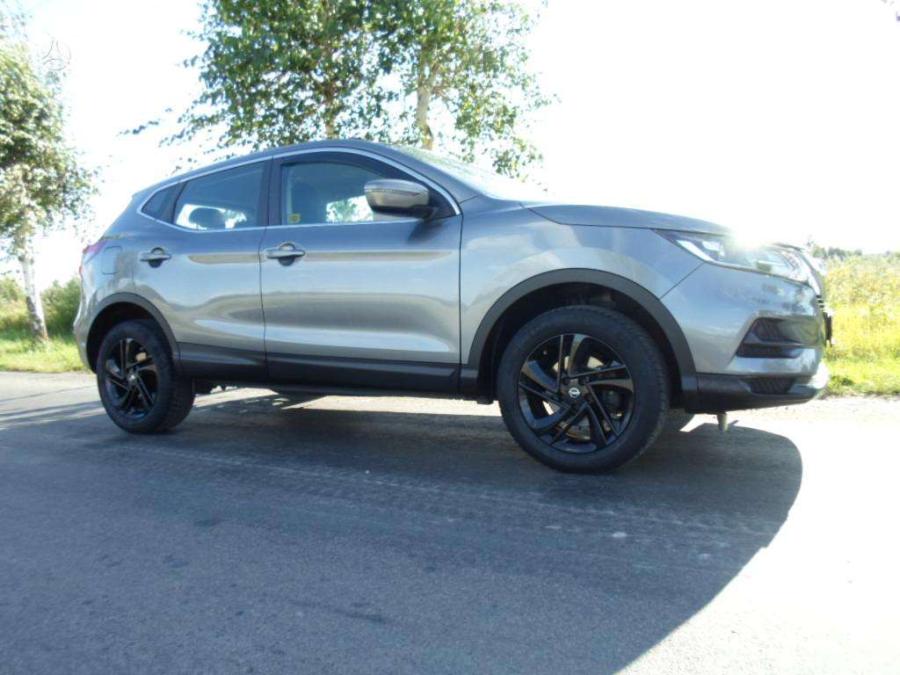 Pelēks Nissan Qashqai 2018 Šauļi, ar dzinēja tilpumu 1.20 L un nobraukumu 110 tūkst. km par 9600 €, foto 4 vietnē AUTOMOTO.COM.LV