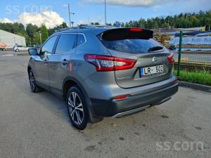 Pelēks Nissan Qashqai 2018 Rīga, ar dzinēja tilpumu 1.20 L un nobraukumu 105 tūkst. km par 15990 €, foto 4 vietnē AUTOMOTO.COM.LV