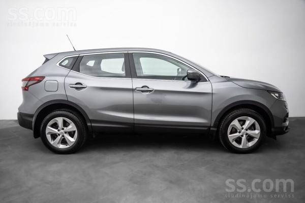 Grey Nissan Qashqai 2018 in Tallinn, with an engine capacity of 1.20 L and mileage of 119 thousand km for 10699 €, photo 6 on AUTOMOTO.COM.LV