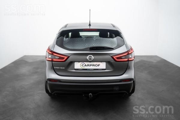 Grey Nissan Qashqai 2018 in Tallinn, with an engine capacity of 1.20 L and mileage of 119 thousand km for 10699 €, photo 7 on AUTOMOTO.COM.LV