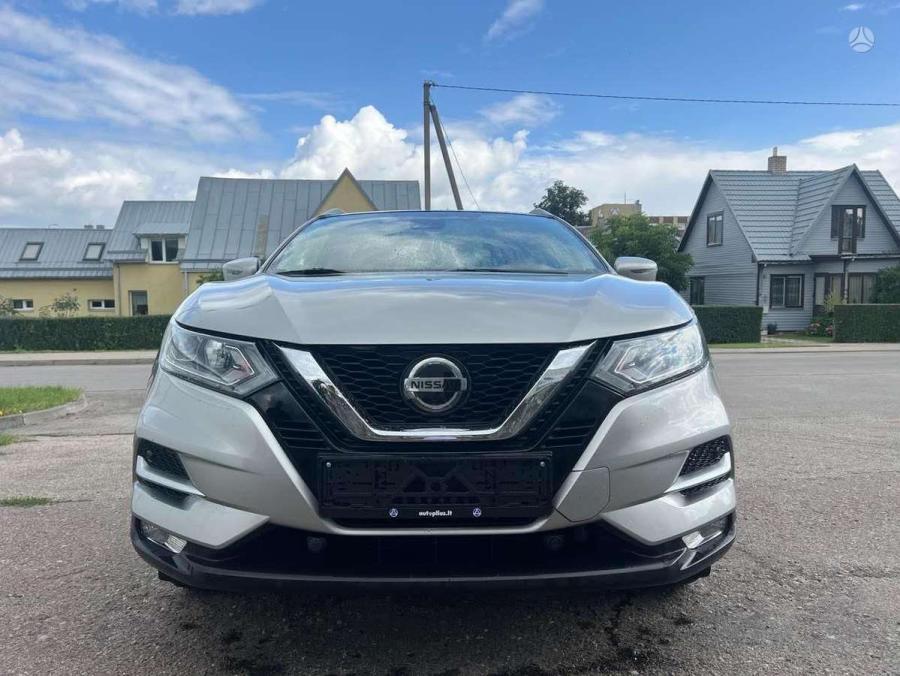 Grey Nissan Qashqai 2018 in Alytus, with an engine capacity of 1.20 L and mileage of 49 thousand km for 6900 €, photo 6 on AUTOMOTO.COM.LV