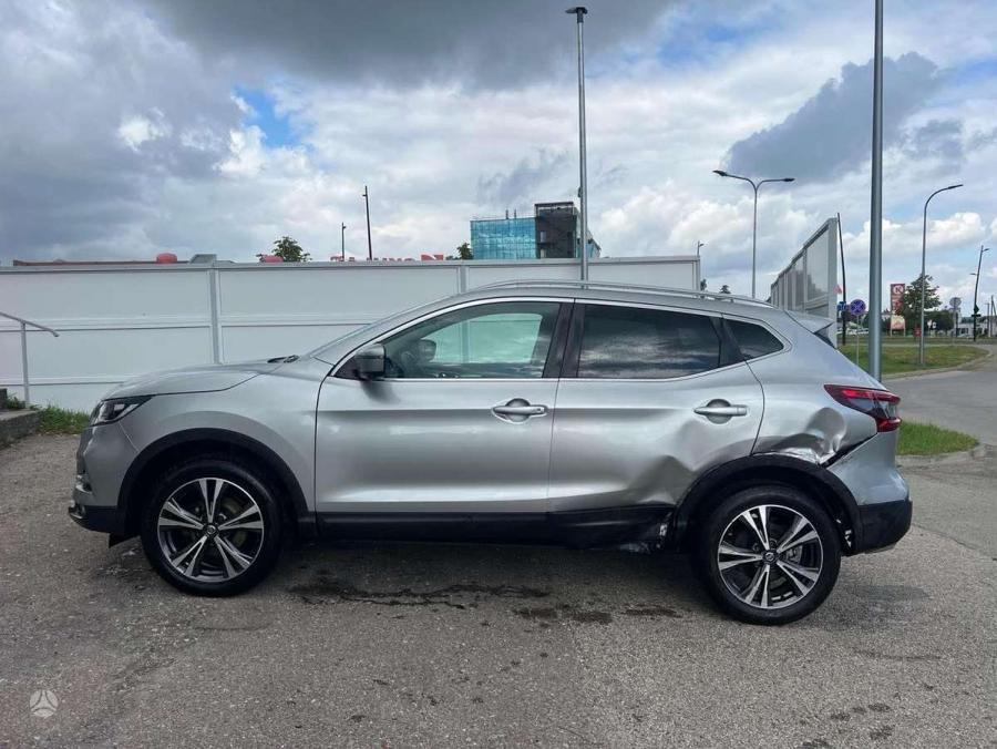 Grey Nissan Qashqai 2018 in Alytus, with an engine capacity of 1.20 L and mileage of 49 thousand km for 6900 €, photo 9 on AUTOMOTO.COM.LV