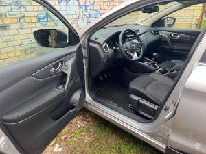 Grey Nissan Qashqai 2018 in Alytus, with an engine capacity of 1.20 L and mileage of 49 thousand km for 6900 €, photo 12 on AUTOMOTO.COM.LV