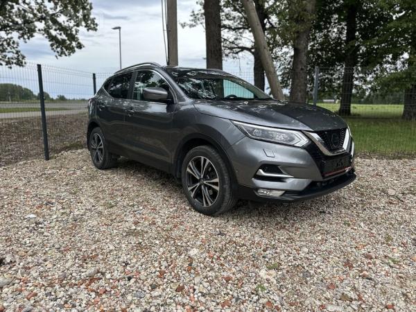 Grey Nissan Qashqai 2018 in Cesis, with an engine capacity of 1.20 L and mileage of 0 thousand km for 12600 €, photo 1 on AUTOMOTO.COM.LV
