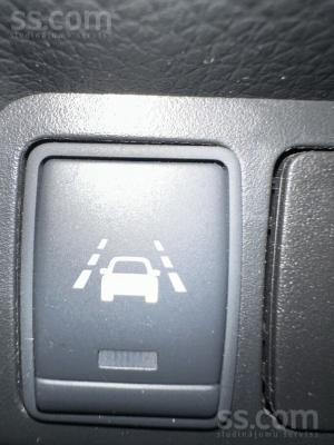 Grey Nissan Qashqai 2018 in Cesis, with an engine capacity of 1.20 L and mileage of 0 thousand km for 12600 €, photo 9 on AUTOMOTO.COM.LV