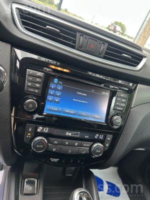 Grey Nissan Qashqai 2018 in Cesis, with an engine capacity of 1.20 L and mileage of 0 thousand km for 12600 €, photo 20 on AUTOMOTO.COM.LV
