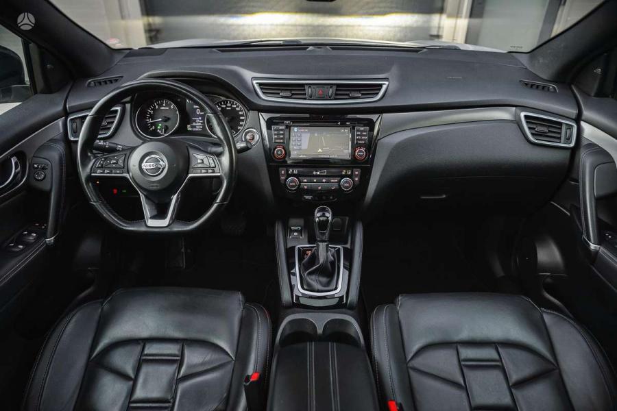 Grey Nissan Qashqai 2018 in Kaunas, with an engine capacity of 1.20 L and mileage of 125 thousand km for 12200 €, photo 10 on AUTOMOTO.COM.LV